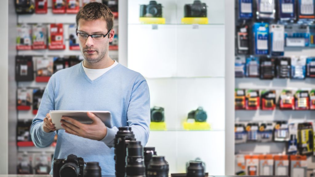 Camera news, reviews and features