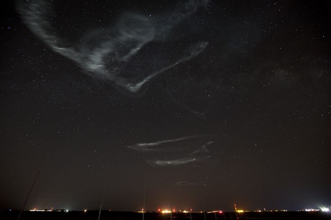 NASA Creates Amazing Glowing Clouds at Edge of Space with 5-Rocket ...
