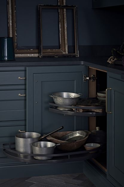 Pan storage ideas – 11 of the best ways to save space | Livingetc