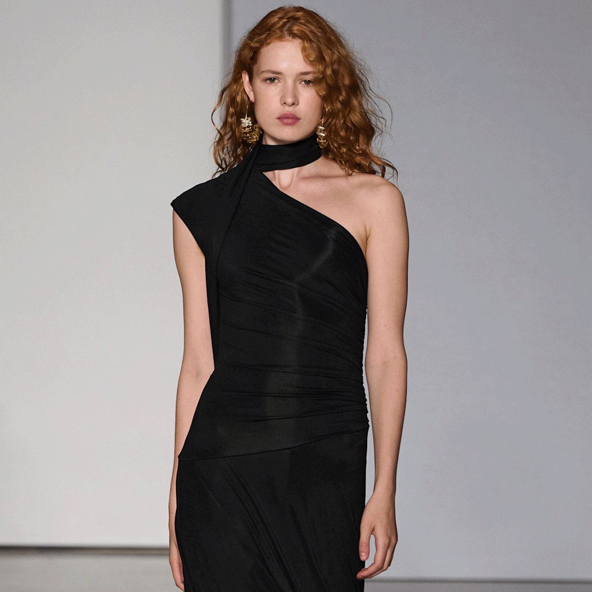 Winter Dress Trends 2024: The Styles to Know About, According to an ...