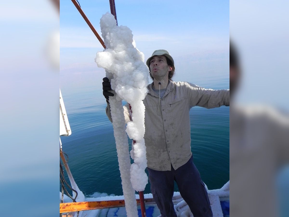 Why Is It 'Snowing' Salt in the Dead Sea? | Live Science