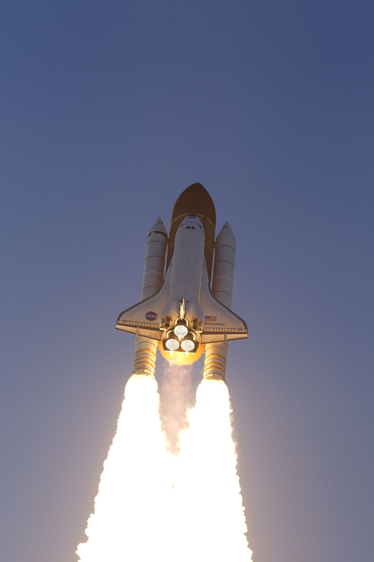 Photos: Shuttle Discovery Sets Sail on Final Voyage | Space