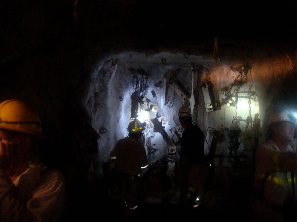 Hunting for 'Worms From Hell': One Reporter's Journey | Space