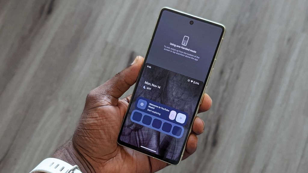 How To Toggle One Handed Mode From Quick Settings In Android 13 Android Central