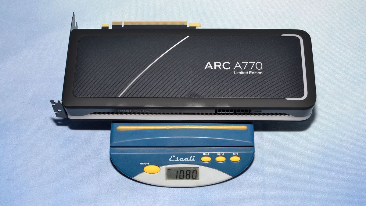 Meet the Intel Arc A770 Limited Edition Card - Intel Arc A770 Limited ...