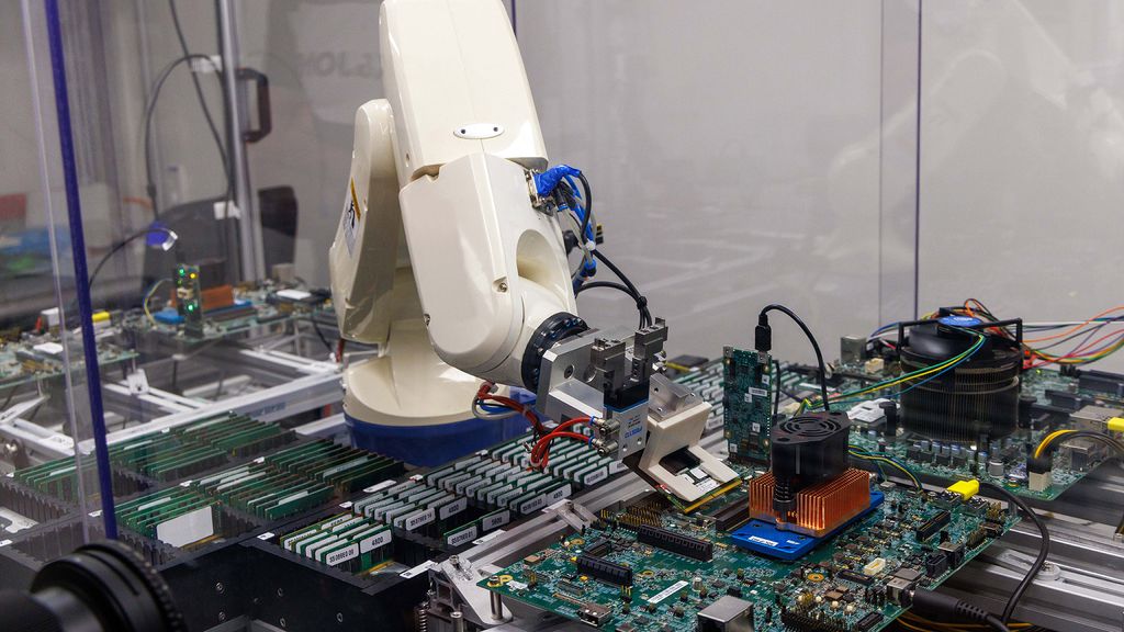 Inside Intel: here's what goes into making a cutting-edge gaming CPU ...