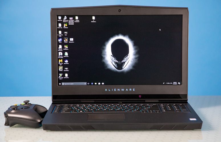 Alienware 17 R5 (2018) Review: Strong Gaming, CPU Struggles | Tom's ...