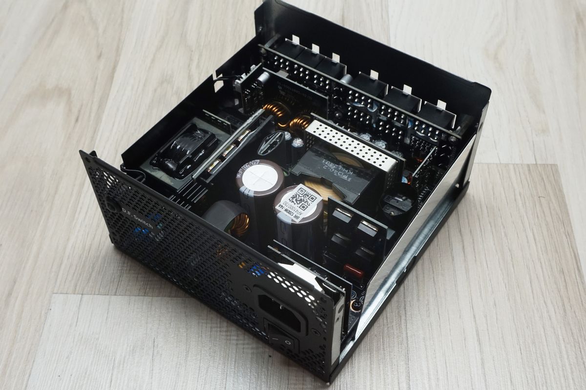 Enermax PlatiGemini 1200W ATX 3.1 + ATX12VO PSU Review | Tom's Hardware