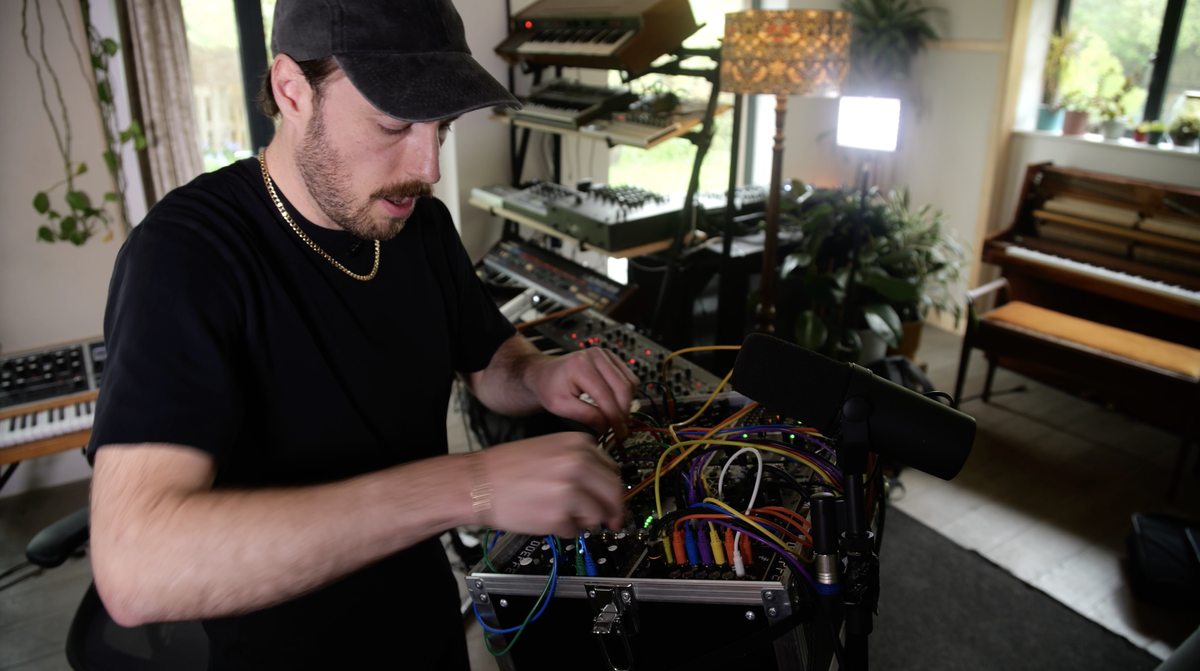 Watch UK electronic artist Lawrence Hart build a track from scratch in ...