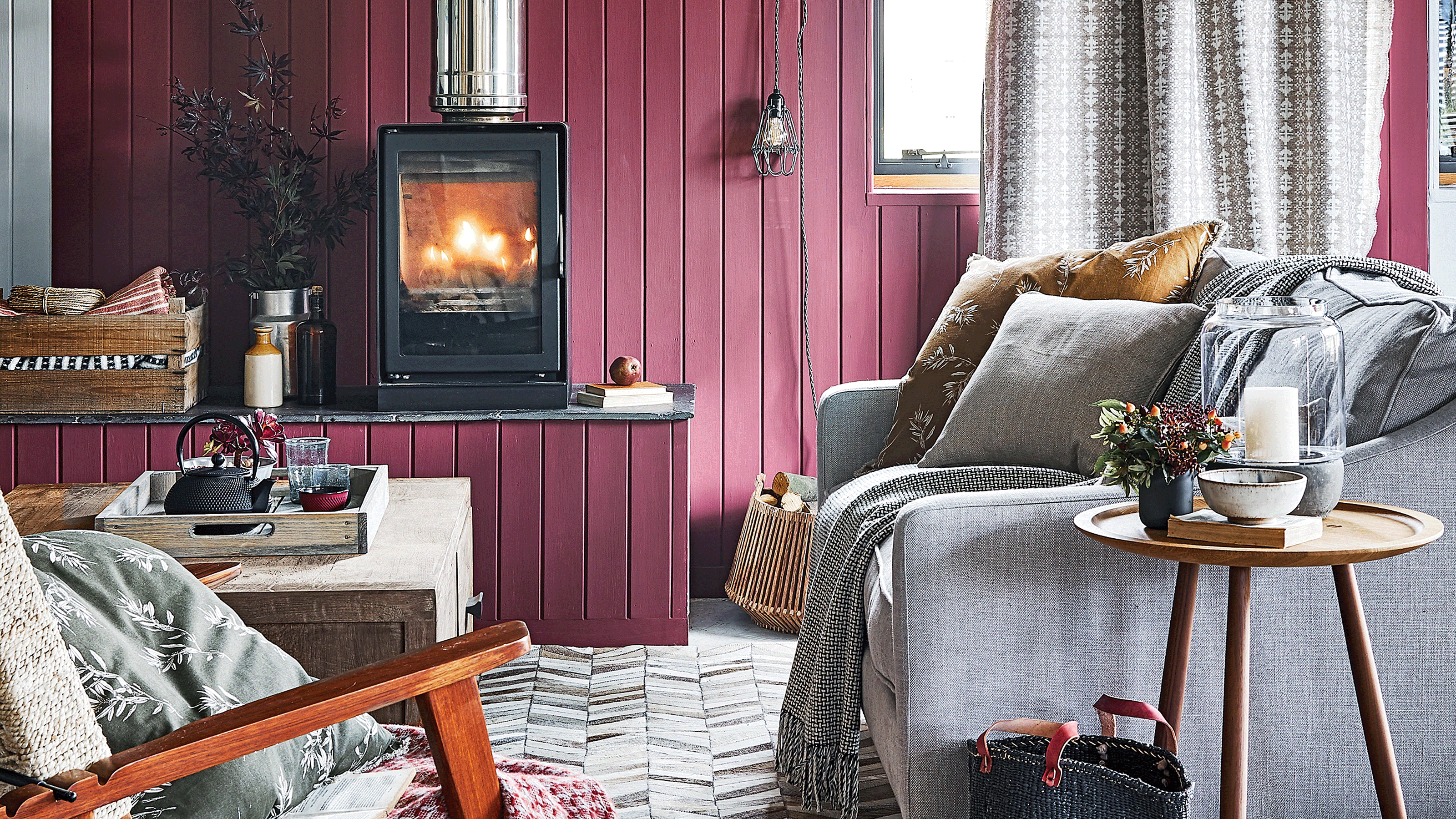Damson room ideas - the stand-out autumn colour trend | Ideal Home