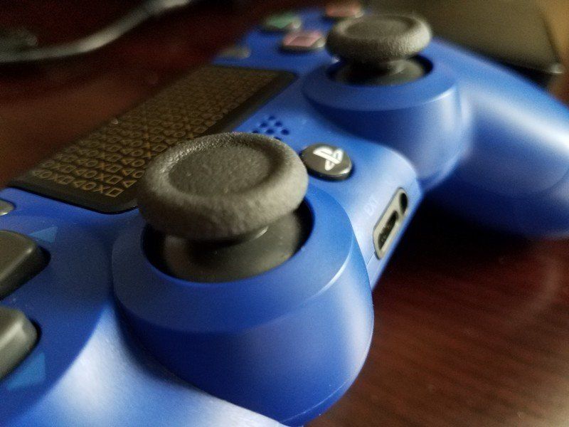How to tell if a PS4 controller is fake or authentic before you buy ...