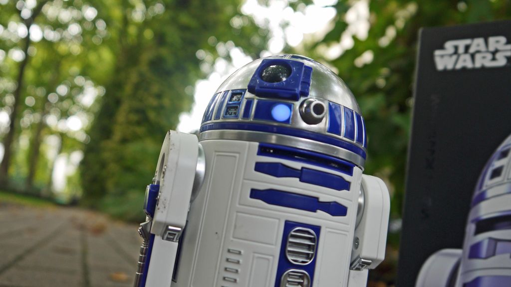Sphero R2-D2 review | TechRadar