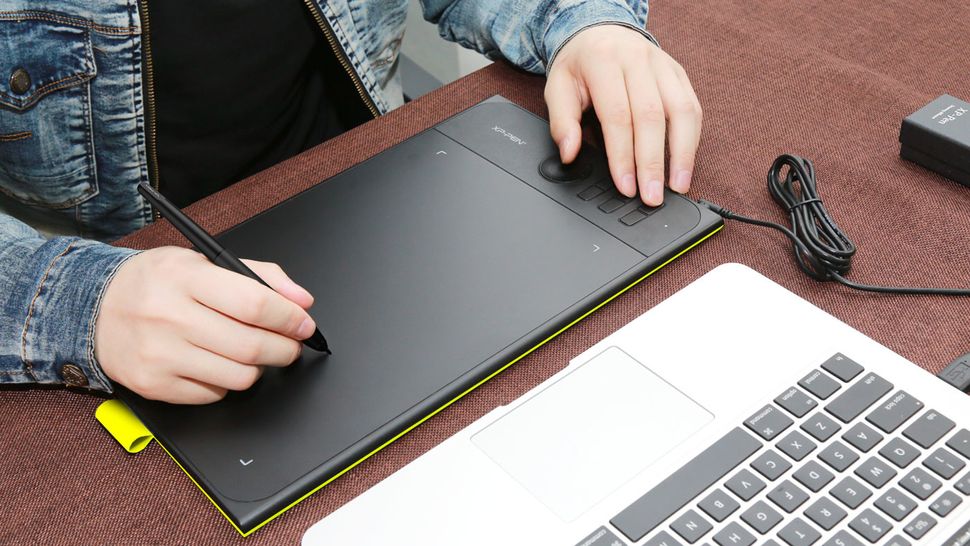 Pen tablet vs. pen display vs. tablet – what is the best drawing tablet ...