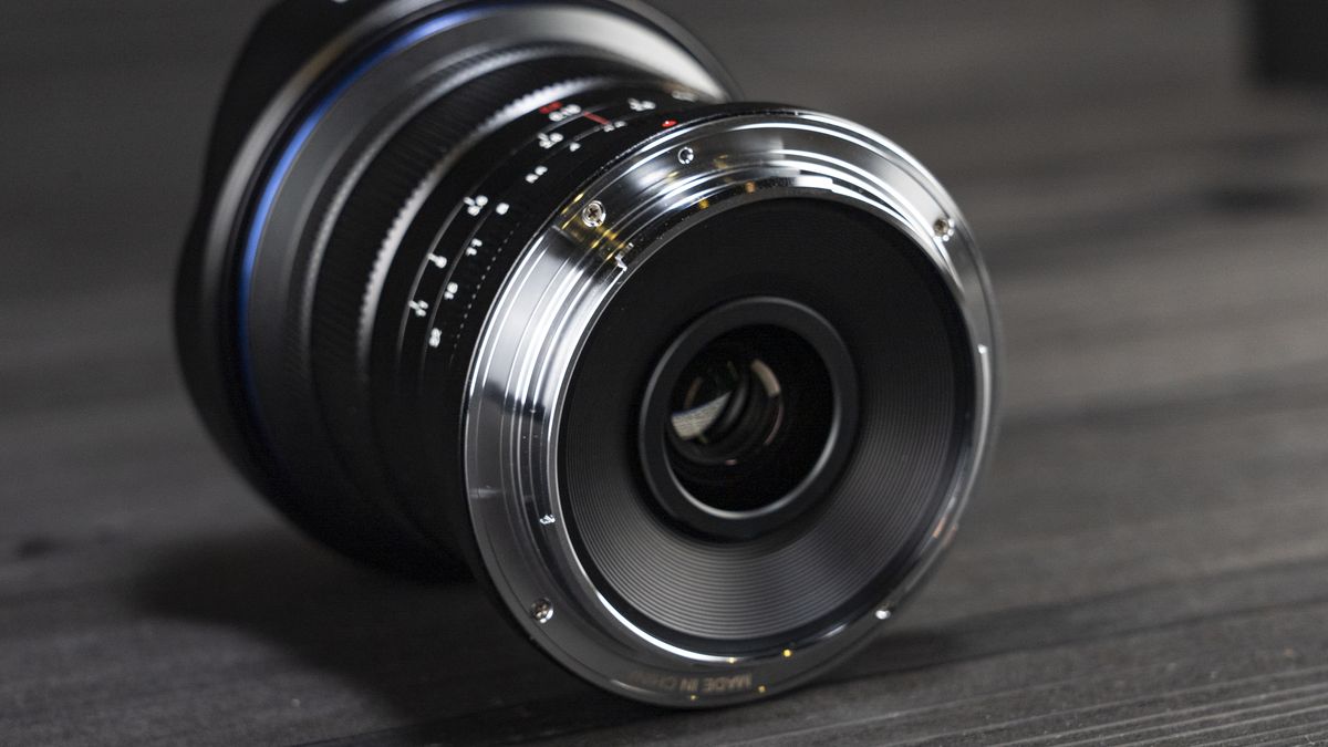 Venus Optics launches new compact ultra-wide lens for Fujifilm GFX ...