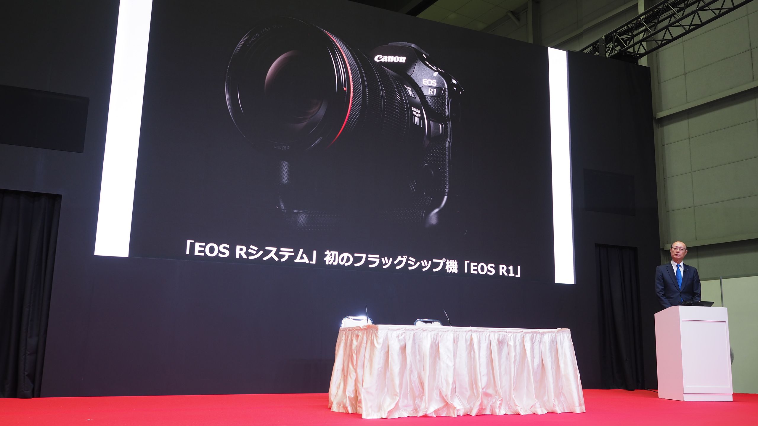 Canon targets a TRILLION yen in sales, "overwhelming number one share ...