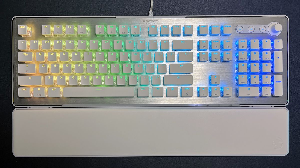 Roccat Vulcan II Review: Also Very Pretty | Tom's Hardware