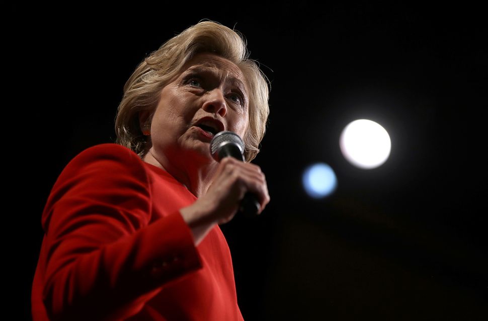 13 Famous People Who Believe in Aliens | Live Science