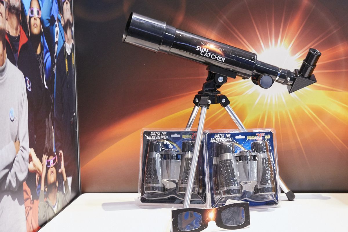 3 Cool Ways to Protect Your Eyes During the Total Solar Eclipse | Space