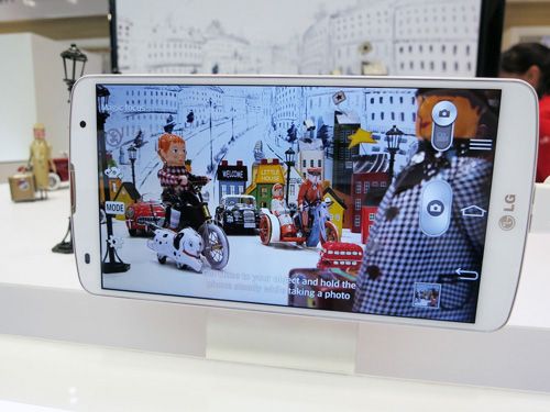 Hands-on: LG G Pro 2 review | What Hi-Fi?