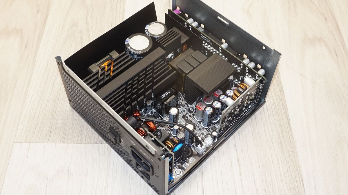 Asus ROG Strix 1000W Platinum power supply review | Tom's Hardware