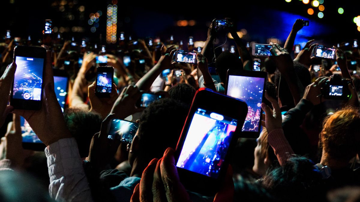 10 bad habits every gig-goer makes: How many are you guilty of? | Louder