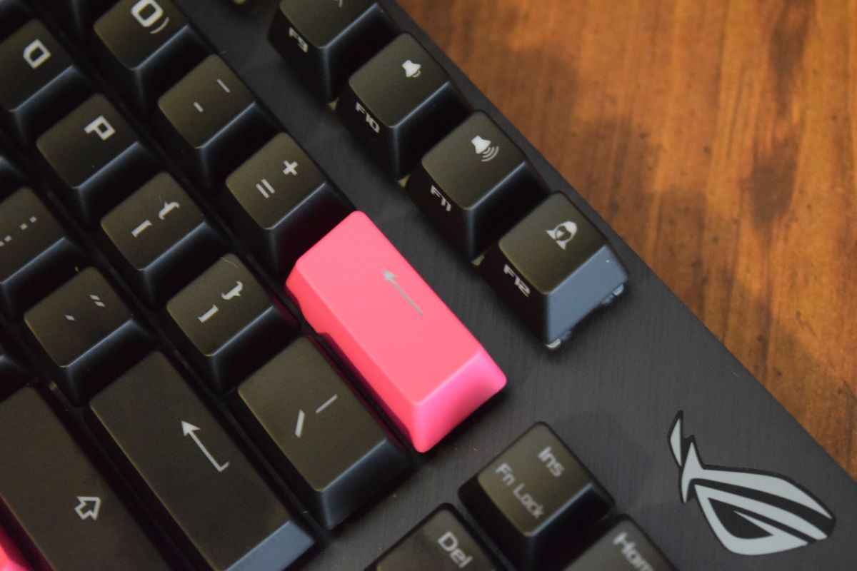 Asus ROG Strix Scope TKL Electro Punk Gaming Keyboard Review: Pink and ...