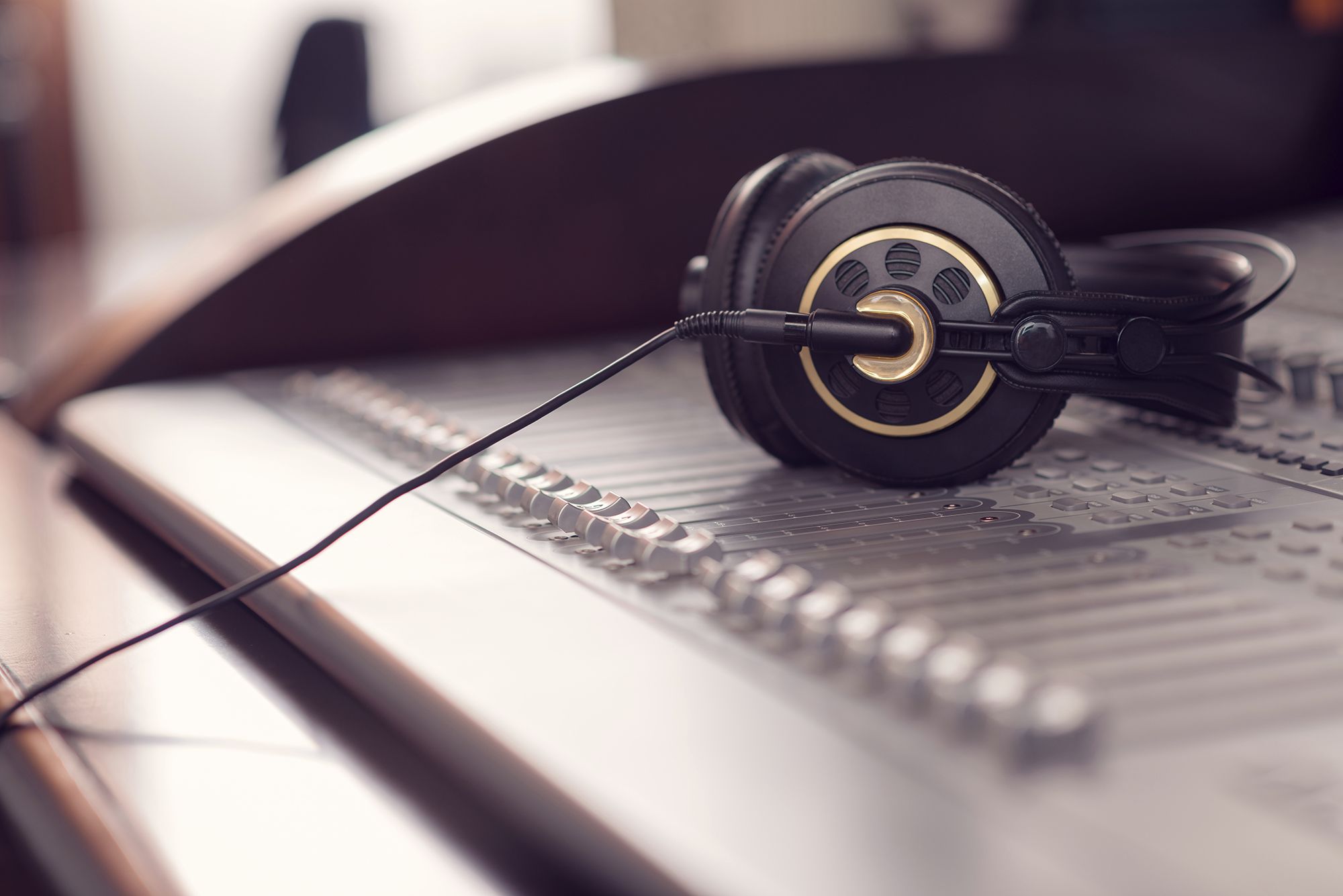 Hear what rapping sounds like in 14 different languages | The Week