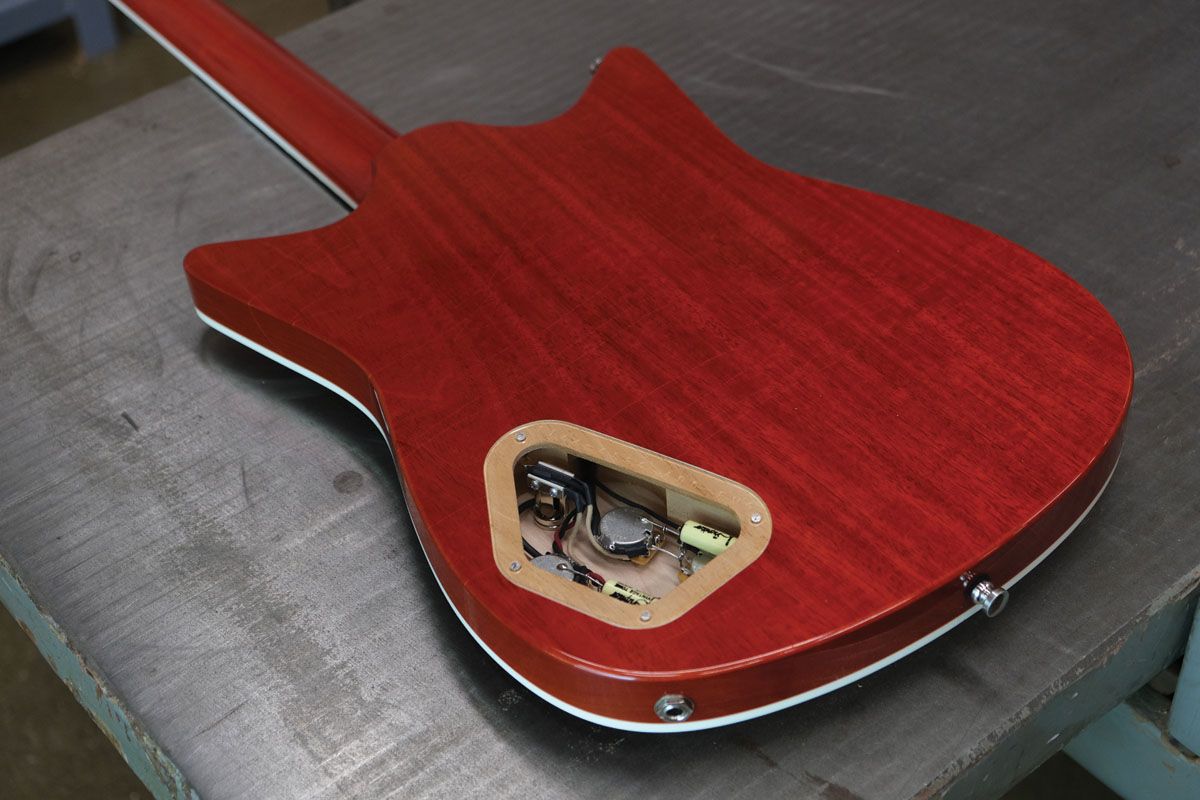 Frank Brothers Guitar Company Puts a Fresh Spin on Retro Guitar Design ...