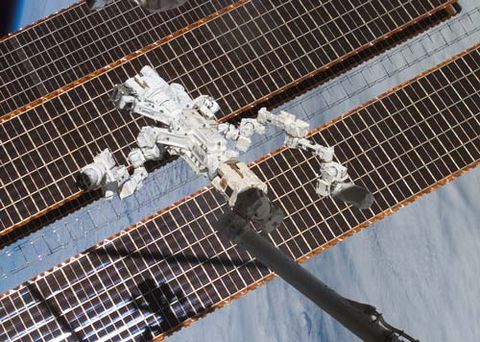 Building the International Space Station (Photos) | Space