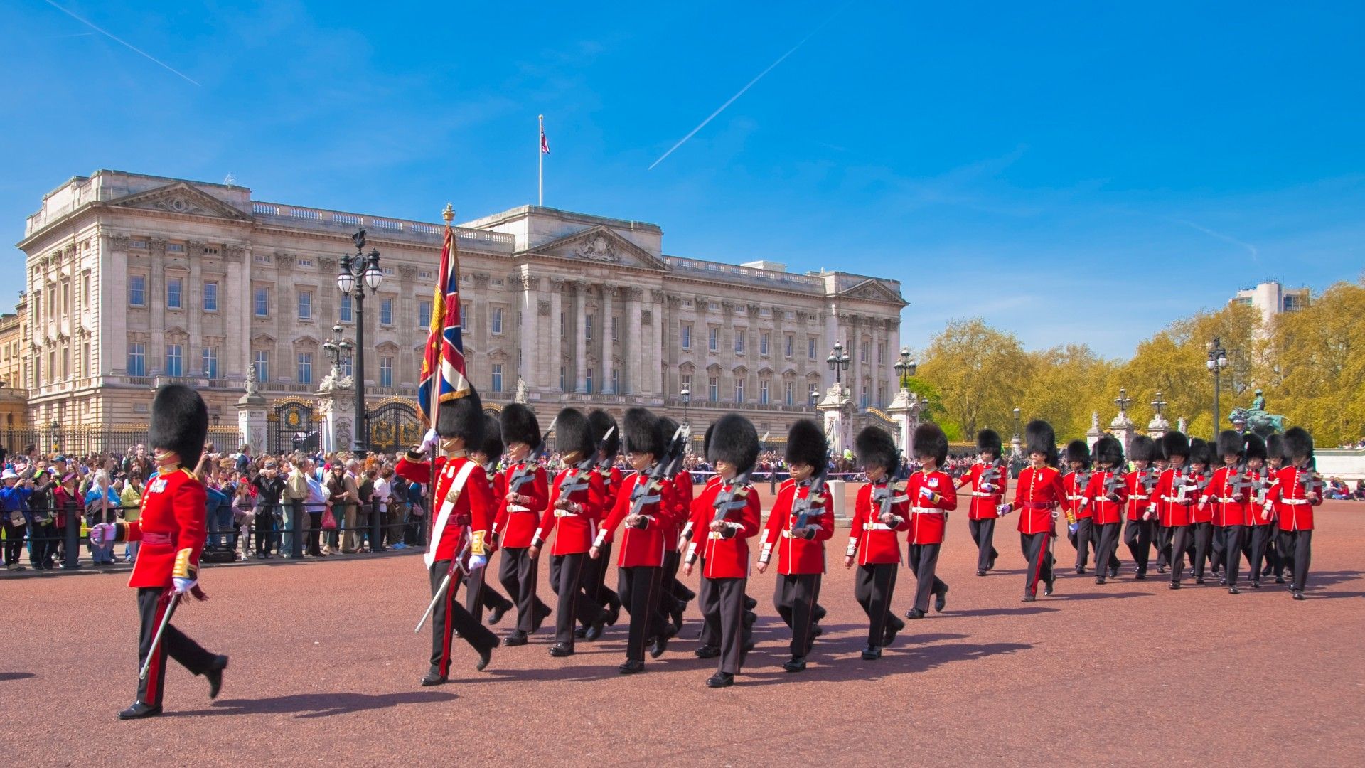 What is Changing the Guard? Facts and pictures over the years | Woman ...