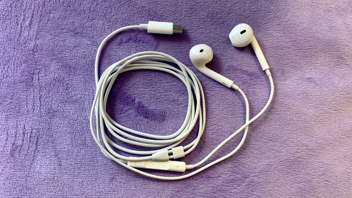 I tried Apple's new USB-C EarPods with iPhone 15 and I wanted to love ...