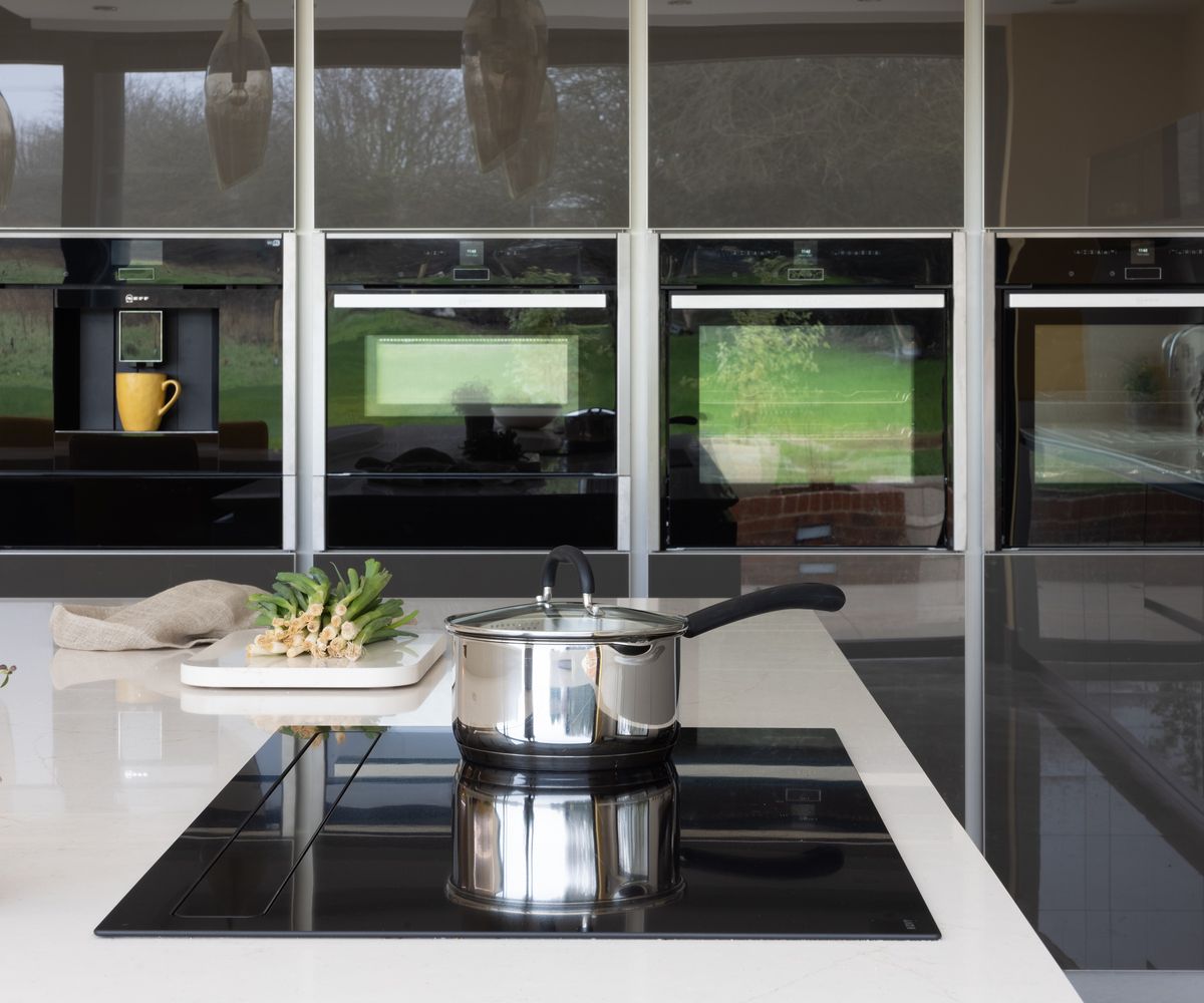 A guide to choosing kitchen appliances | Homebuilding