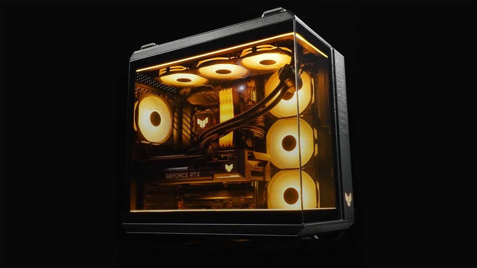 Asus jumps on the "fish tank" PC case bandwagon — GT502 Horizon ...