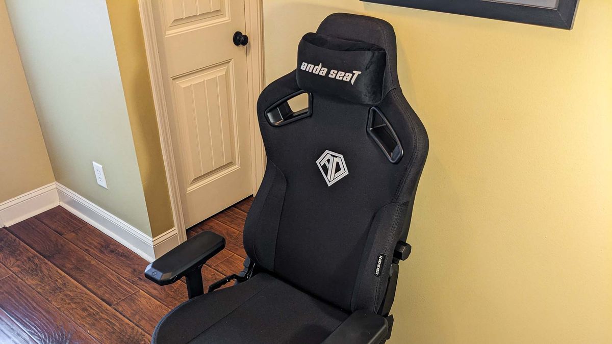 I review gaming chairs for a living — and these are 5 features to look ...