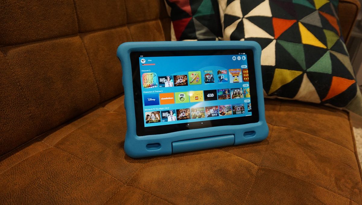 Amazon Kindle vs Amazon Fire tablet: we'll help you understand the ...
