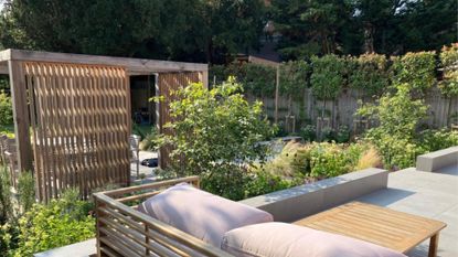 12 cheap ways to block your neighbour's view for added privacy | Woman ...