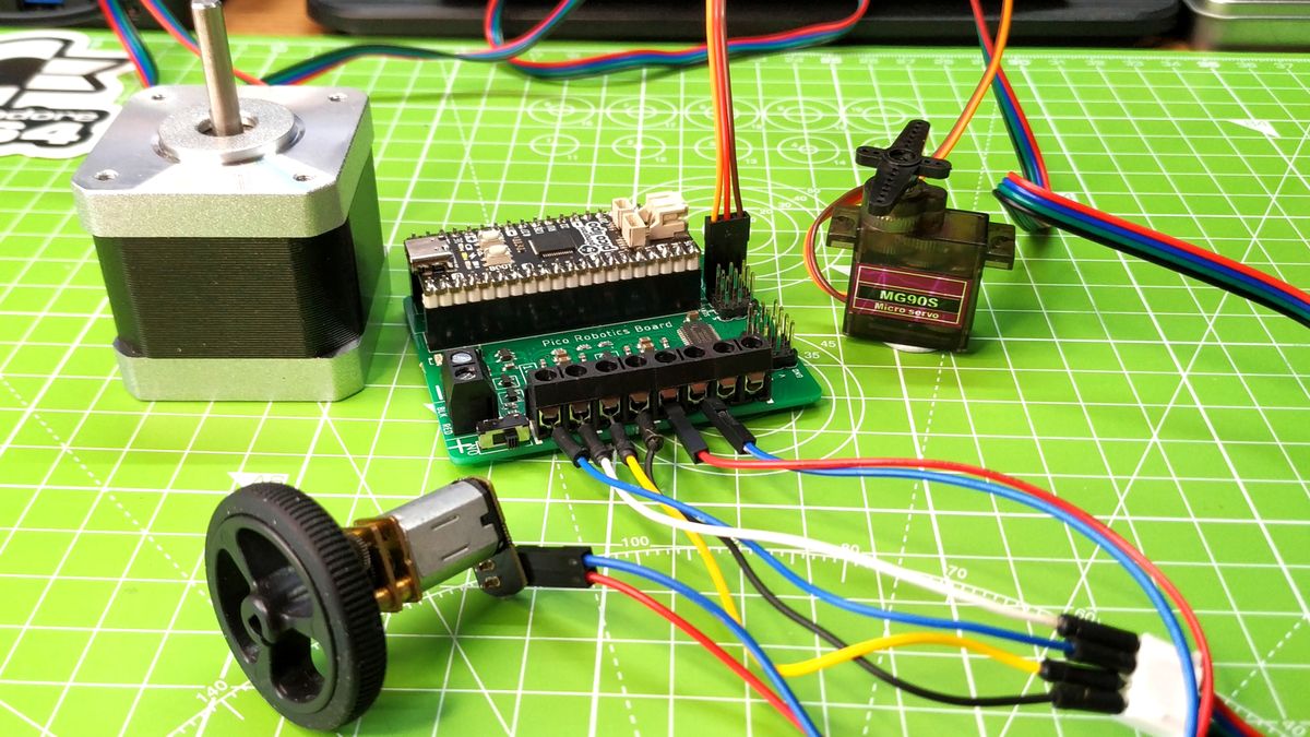 Kitronik Pico Motor Driver and Pico Robotics Board Review: R2-P1C0 | Tom's Hardware