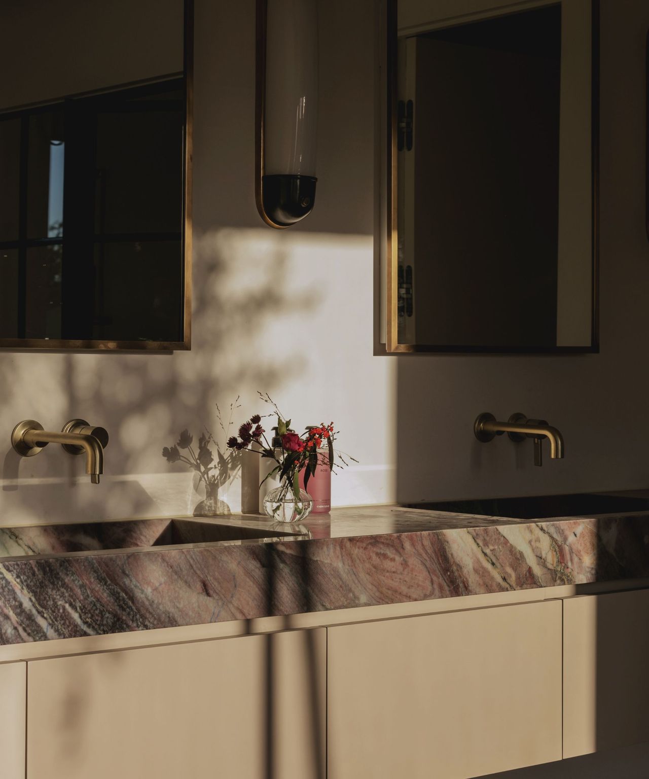6 beautiful brown bathroom ideas: for a warm, cozy feel | Homes and Gardens