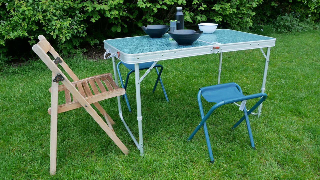 Decathlon Quechua Folding Camping Table review: perhaps the perfect ...
