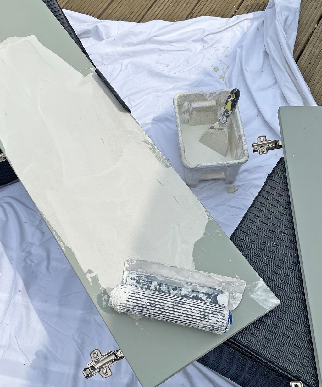 How to microcement kitchen cabinets: an achievable DIY | Real Homes