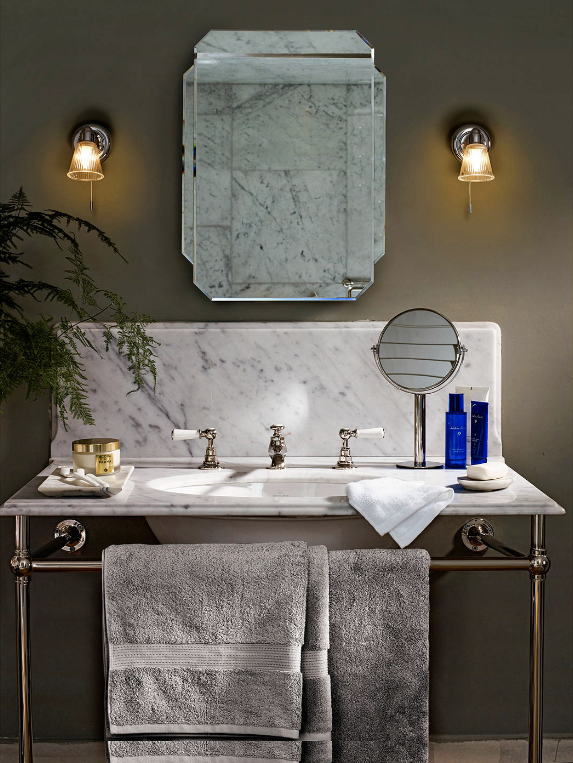 Best bathroom mirrors: 6 gorgeous picks to suit all styles | Real Homes