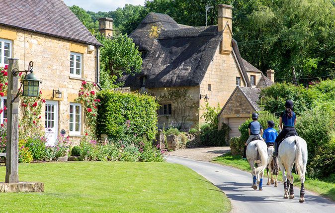 How the architecture of the Cotswolds came to define the archetypal ...