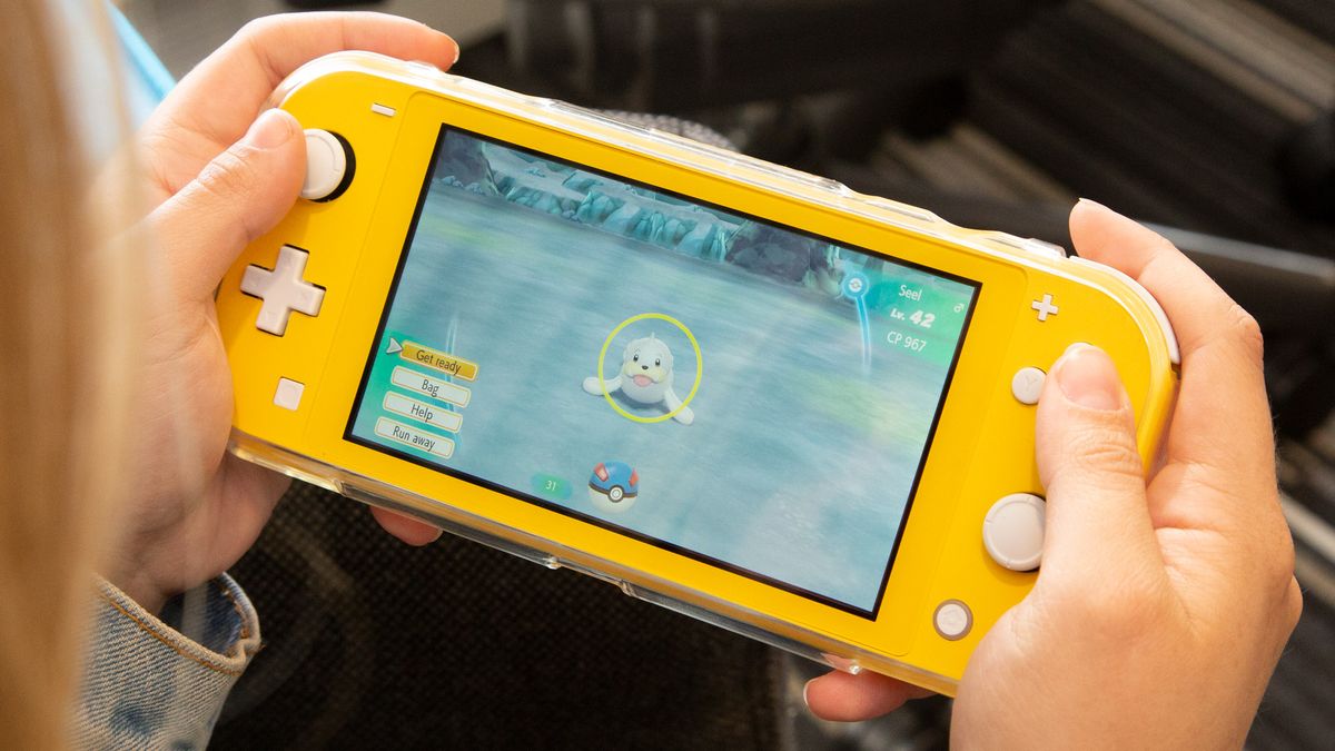 Nintendo Switch OLED vs. Nintendo Switch vs. Switch Lite: What should ...