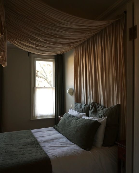 If You Don't Have Curtains Behind Your Bed, You're Missing Out | Livingetc