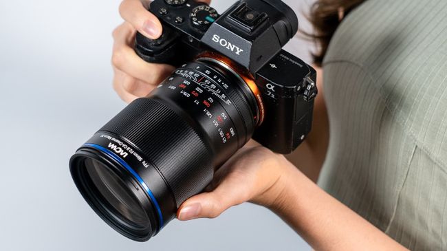 Laowa 58mm f/2.8 2X Ultra Macro APO mirrorless lens announced | Digital ...