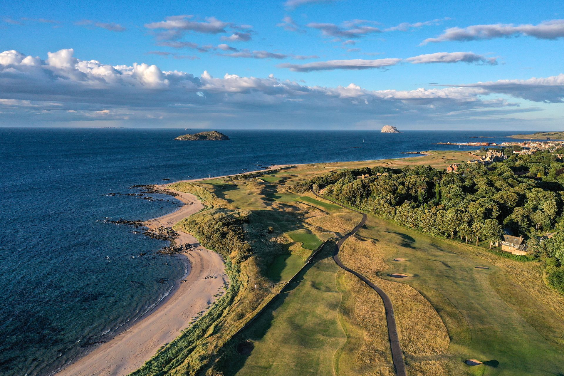 North Berwick Golf Club West Links: Course Review, Tee Times and Key ...