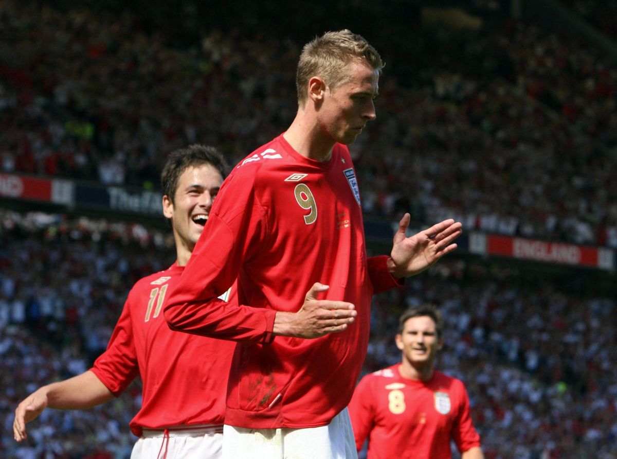Peter Crouch’s career in pictures | FourFourTwo