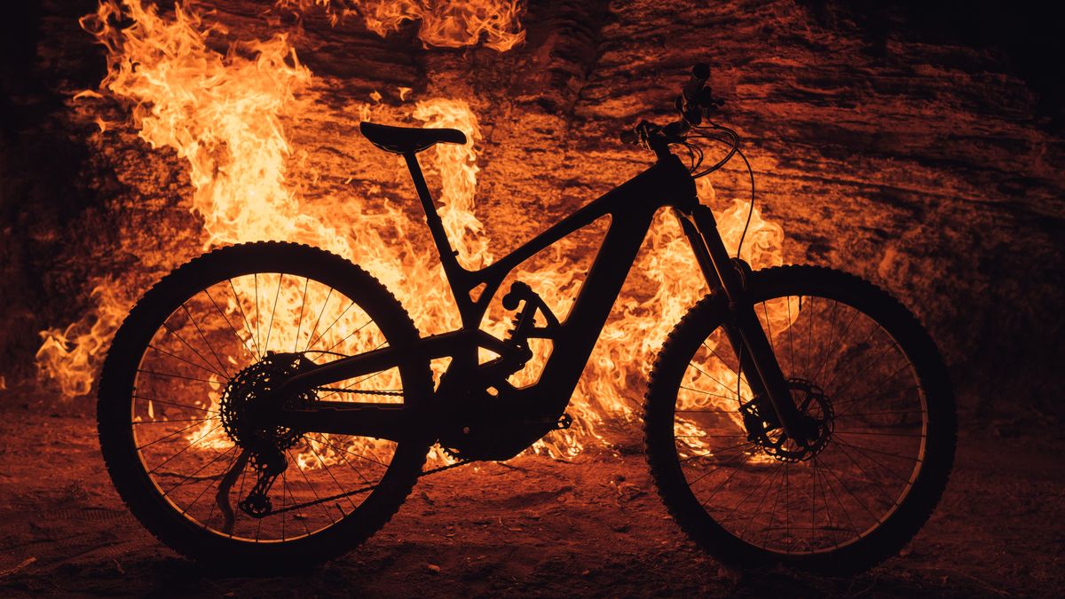 Evil reveal the Epocalypse – their long awaited first e-MTB. Europe ...