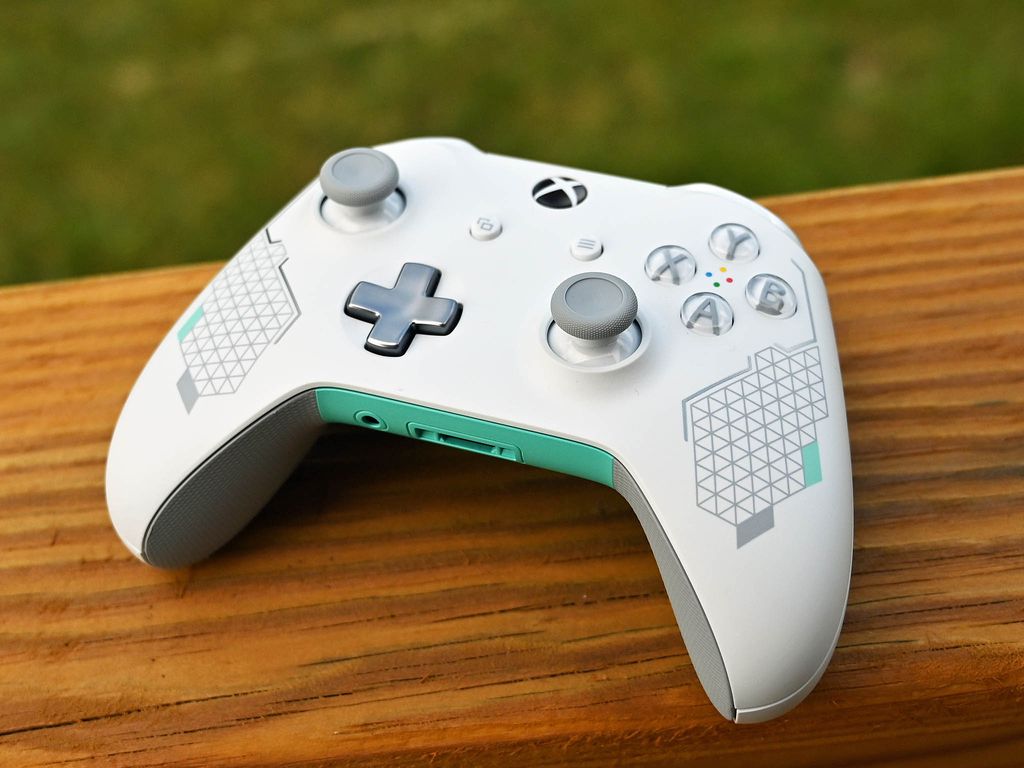 How the PlayStation 5's controller haptics could help Xbox | Windows ...