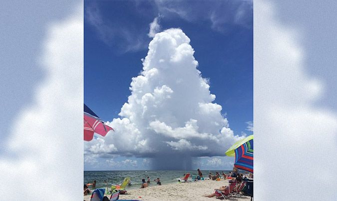 The Internet Is Obsessed With This Perfectly Symmetrical Mushroom Cloud ...